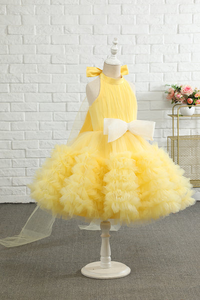 Zapaka Flower Girl Dress Giallo Halter senza maniche A Line Children ...